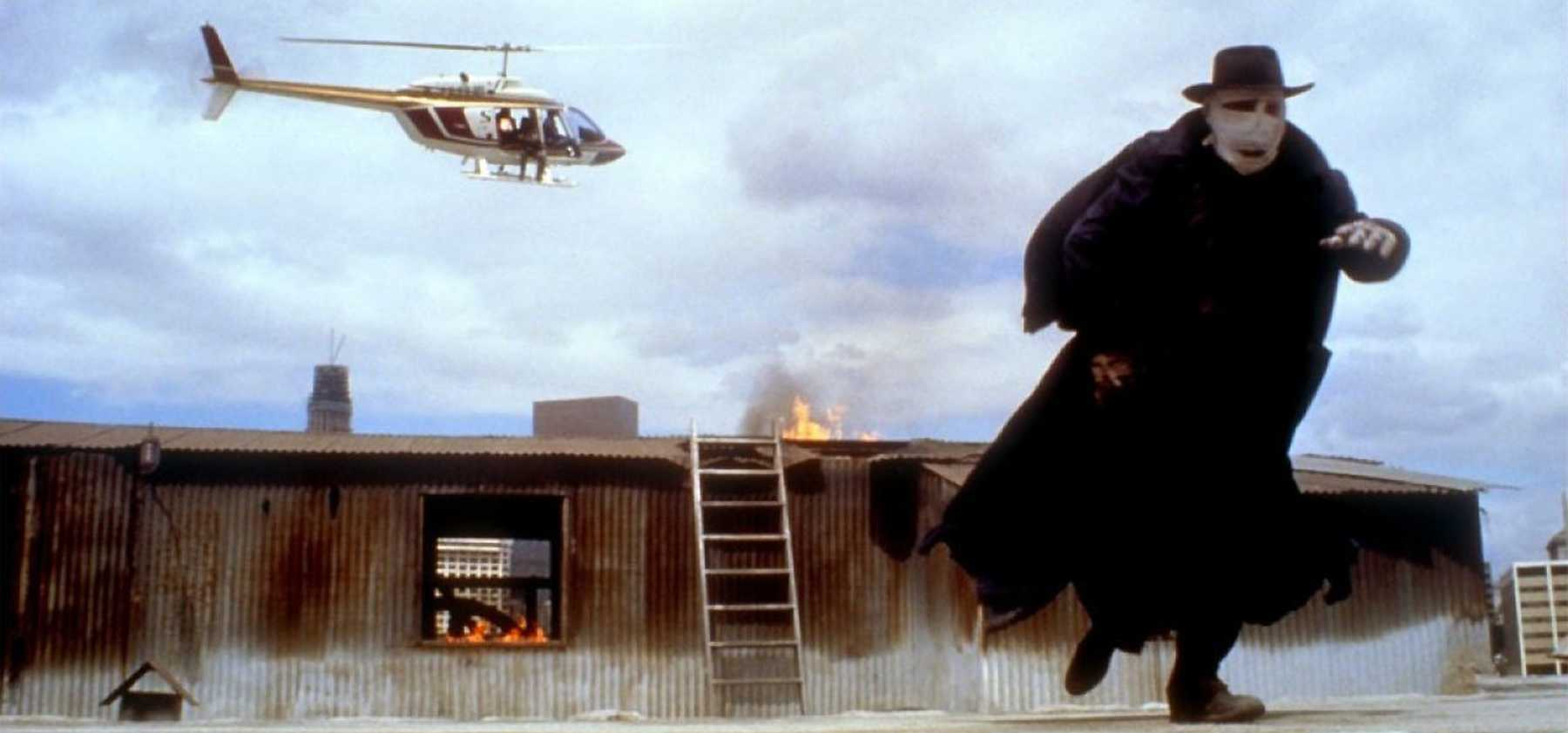 REVIEW: Darkman (1990) – FictionMachine.