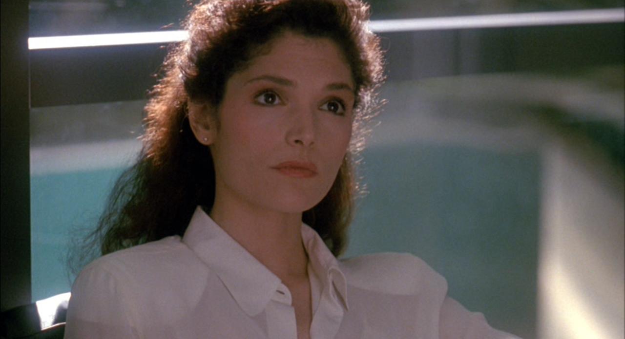 REVIEW: Class Action (1991) – FictionMachine.