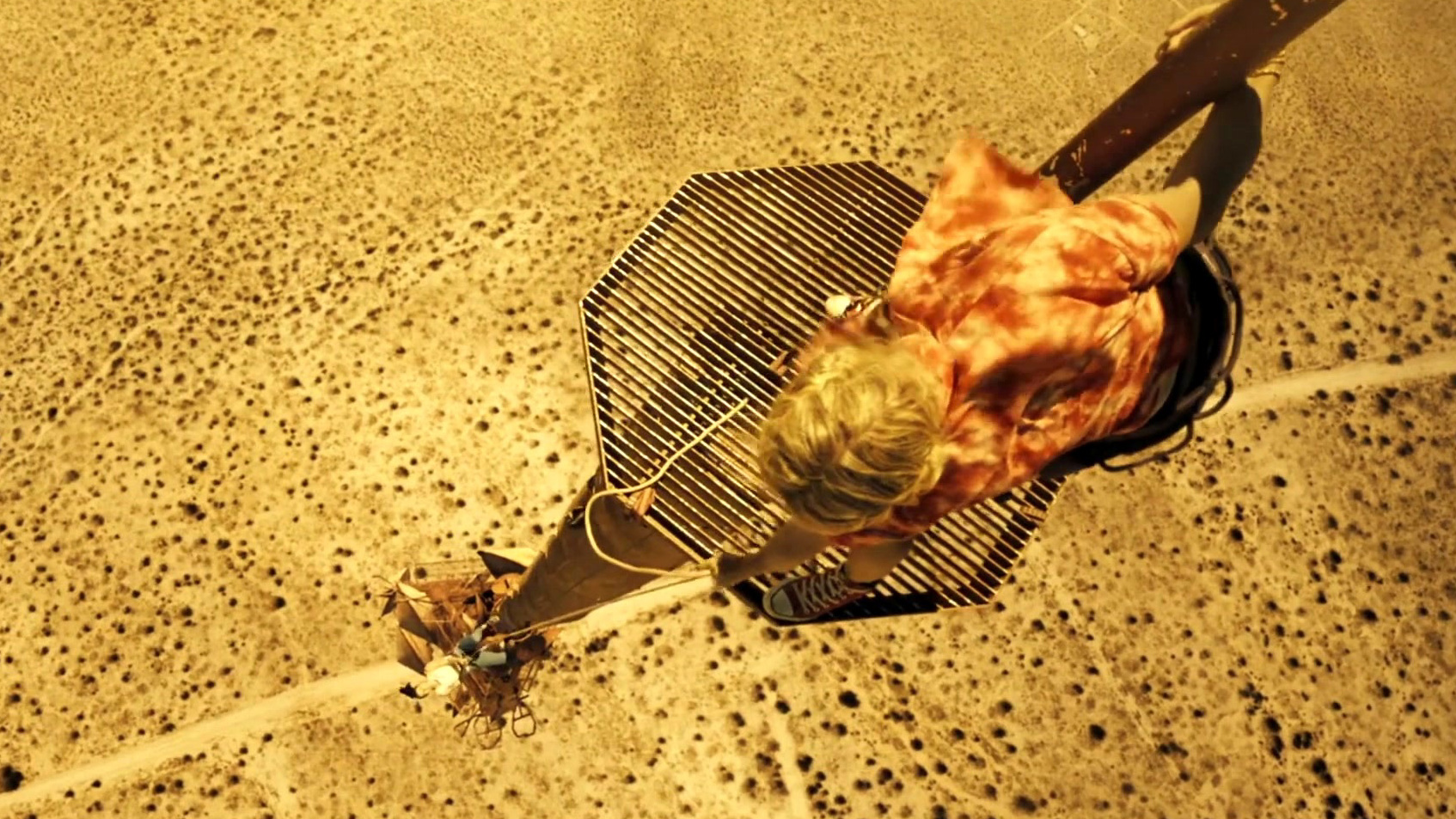 REVIEW: Fall (2022) – FictionMachine.