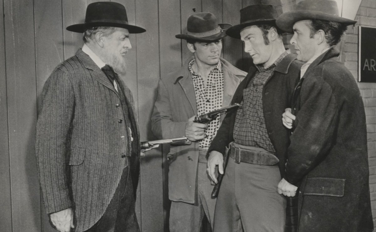 REVIEW: Seven Angry Men (1955) – FictionMachine.